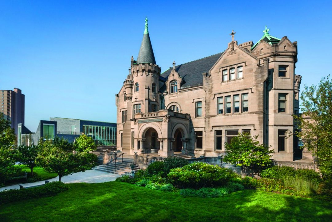 Mansions of Distinction