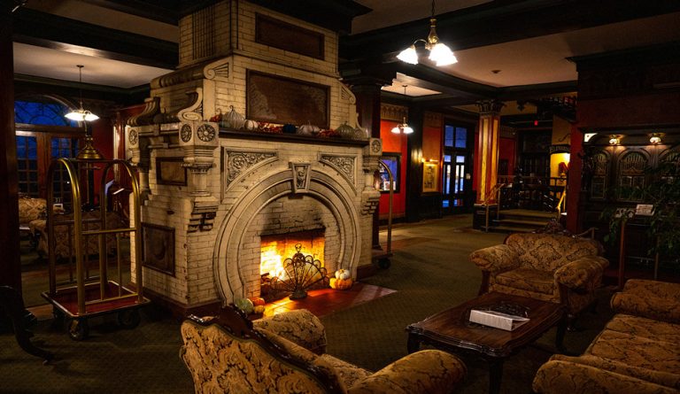 Eureka Springs’ 1886 Crescent Hotel & Spa